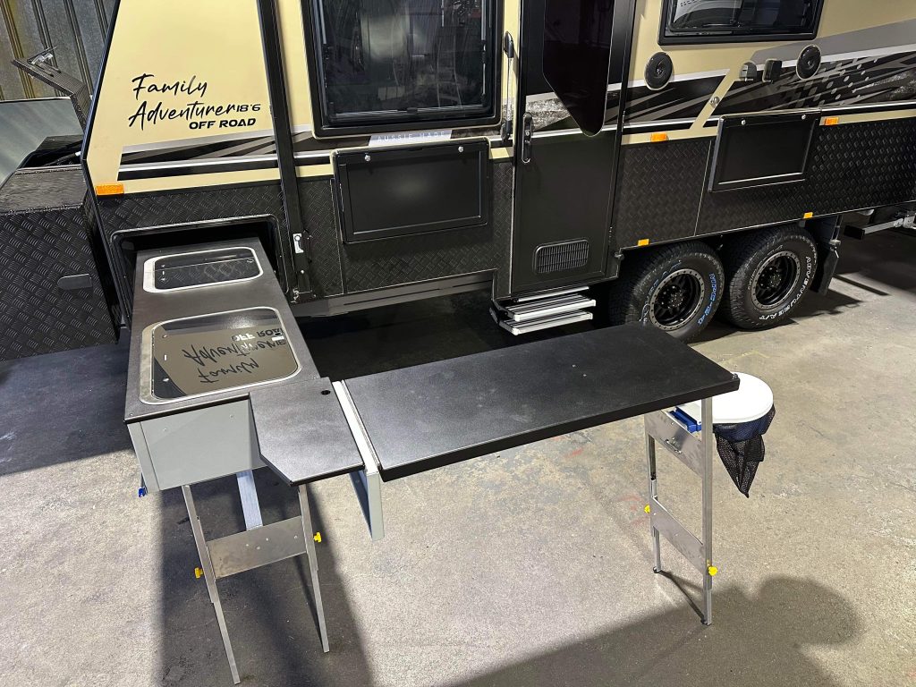 Tunnel Boot Kitchen - Trackabout